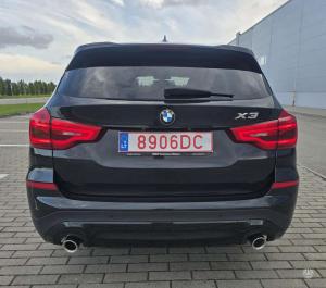 Black BMW X3 2018 in Panevezys, with an engine capacity of 2.00 L and mileage of 291 thousand km for 15999 €, photo 6 on AUTOMOTO.COM.LV