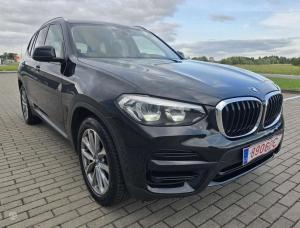 Black BMW X3 2018 in Panevezys, with an engine capacity of 2.00 L and mileage of 291 thousand km for 15999 €, photo 9 on AUTOMOTO.COM.LV
