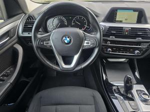 Black BMW X3 2018 in Panevezys, with an engine capacity of 2.00 L and mileage of 291 thousand km for 15999 €, photo 20 on AUTOMOTO.COM.LV