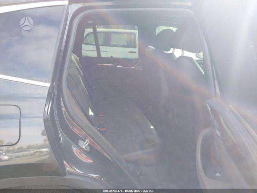 Black BMW X3 2018 in Klaipeda, with an engine capacity of 0.00 L and mileage of 68 thousand km for 9800 €, photo 9 on AUTOMOTO.COM.LV