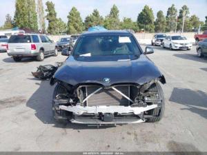Black BMW X3 2018 in Klaipeda, with an engine capacity of 0.00 L and mileage of 68 thousand km for 9800 €, photo 14 on AUTOMOTO.COM.LV