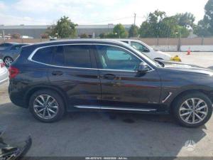 Black BMW X3 2018 in Klaipeda, with an engine capacity of 0.00 L and mileage of 68 thousand km for 9800 €, photo 15 on AUTOMOTO.COM.LV