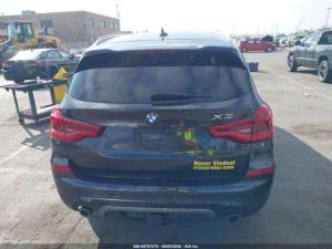Black BMW X3 2018 in Klaipeda, with an engine capacity of 0.00 L and mileage of 68 thousand km for 9800 €, photo 18 on AUTOMOTO.COM.LV