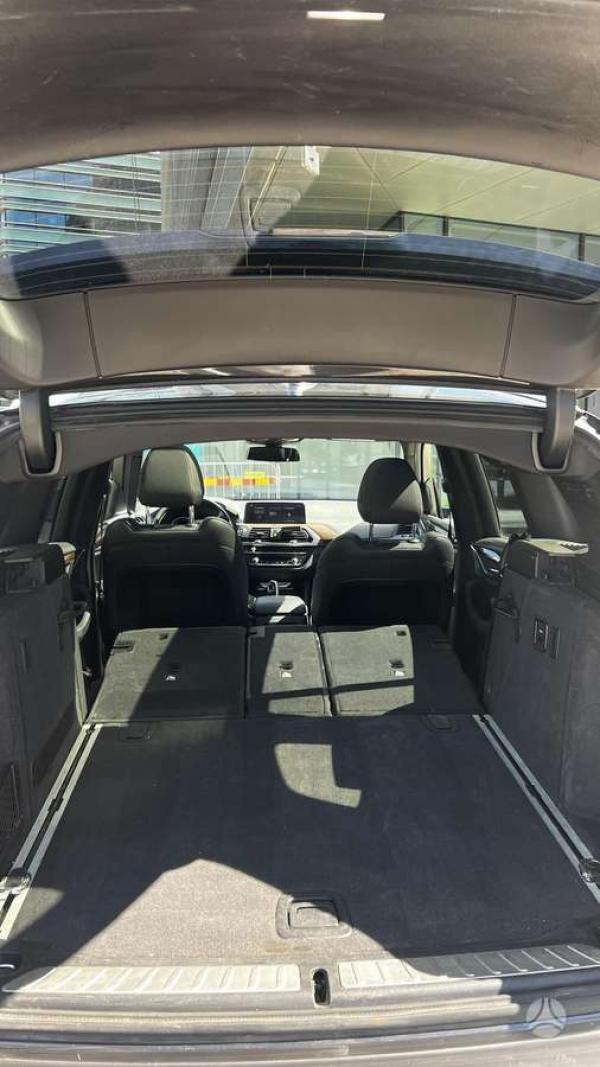 Melns BMW X3 2018 Viļņa, ar dzinēja tilpumu 2.00 L un nobraukumu 168 tūkst. km par 23900 €, foto 9 vietnē AUTOMOTO.COM.LV