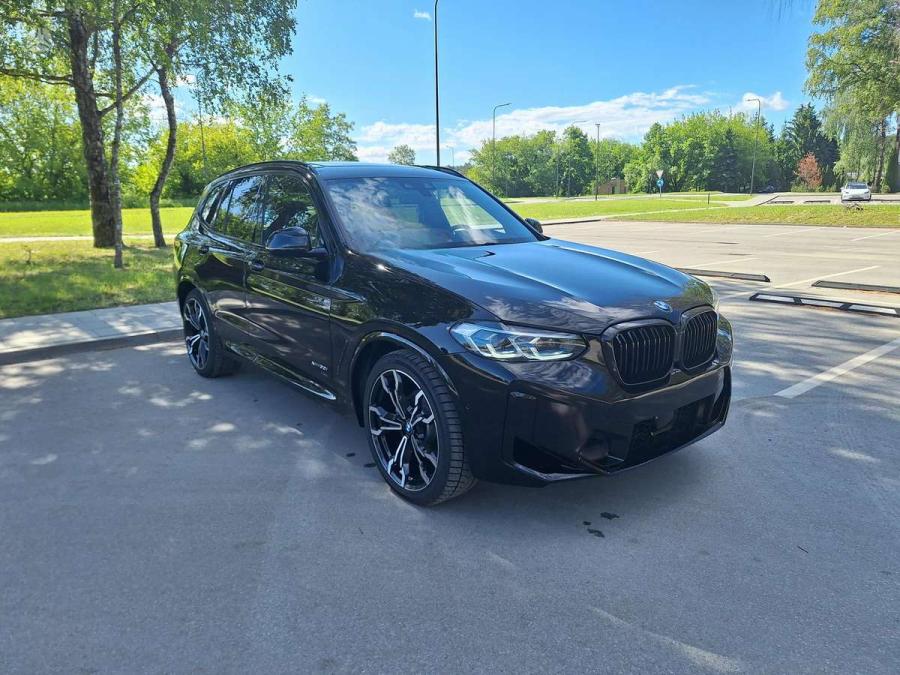 Black BMW X3 2018 in Kaunas, with an engine capacity of 2.00 L and mileage of 64 thousand km for 23500 €, photo 3 on AUTOMOTO.COM.LV