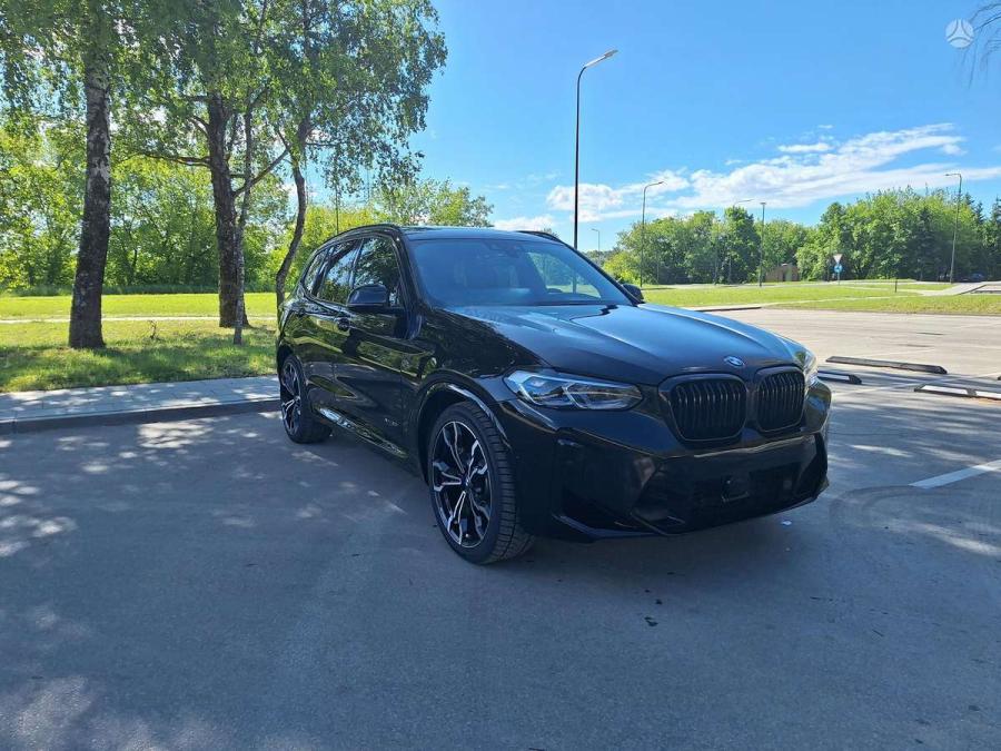 Black BMW X3 2018 in Kaunas, with an engine capacity of 2.00 L and mileage of 64 thousand km for 23500 €, photo 9 on AUTOMOTO.COM.LV