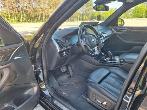 Black BMW X3 2018 in Kaunas, with an engine capacity of 2.00 L and mileage of 64 thousand km for 23500 €, photo 14 on AUTOMOTO.COM.LV