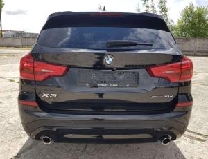 Black BMW X3 2018 in Siauliai, with an engine capacity of 2.00 L and mileage of 185 thousand km for 16800 €, photo 6 on AUTOMOTO.COM.LV