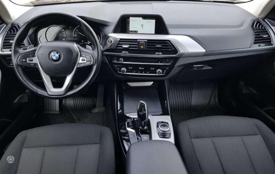 Black BMW X3 2018 in Siauliai, with an engine capacity of 2.00 L and mileage of 185 thousand km for 16800 €, photo 10 on AUTOMOTO.COM.LV
