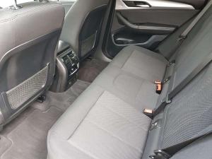 Black BMW X3 2018 in Siauliai, with an engine capacity of 2.00 L and mileage of 185 thousand km for 16800 €, photo 12 on AUTOMOTO.COM.LV