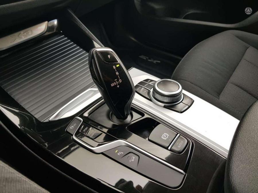 Black BMW X3 2018 in Siauliai, with an engine capacity of 2.00 L and mileage of 185 thousand km for 16800 €, photo 18 on AUTOMOTO.COM.LV