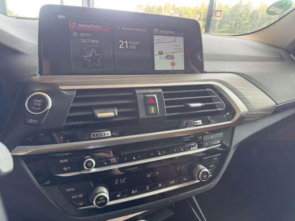 Melns BMW X3 2018 Kauņa, ar dzinēja tilpumu 2.99 L un nobraukumu 190 tūkst. km par 20300 €, foto 10 vietnē AUTOMOTO.COM.LV