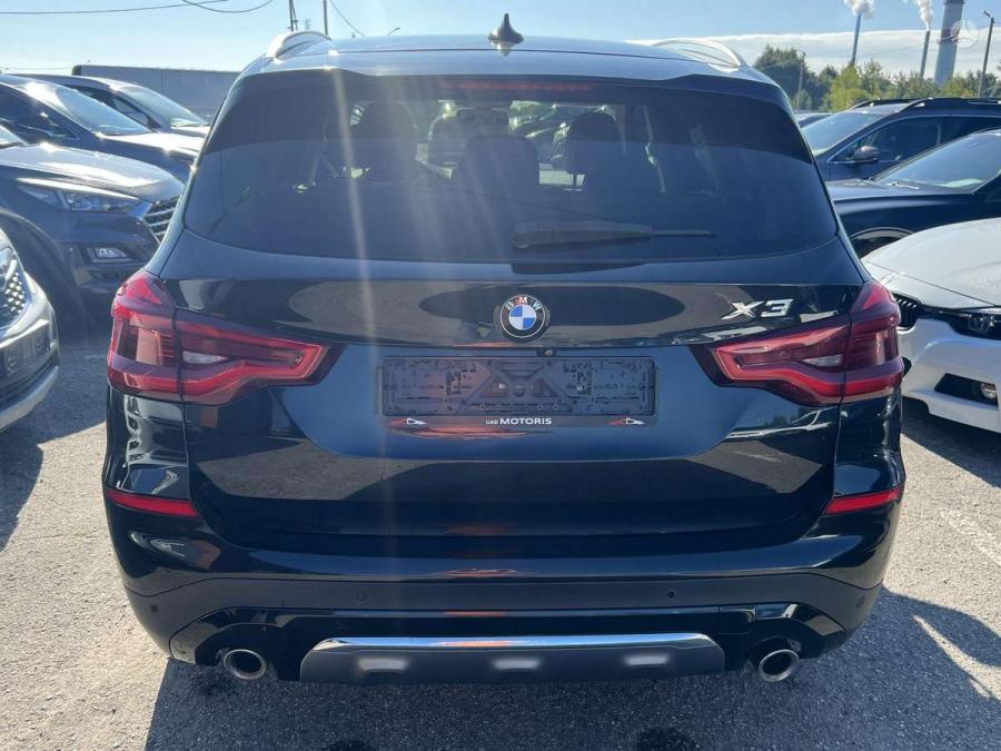 Melns BMW X3 2018 Panevēža, ar dzinēja tilpumu 2.00 L un nobraukumu 224 tūkst. km par 17908 €, foto 7 vietnē AUTOMOTO.COM.LV