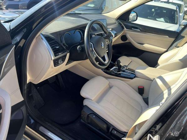 Black BMW X3 2018 in Panevezys, with an engine capacity of 2.00 L and mileage of 224 thousand km for 17908 €, photo 10 on AUTOMOTO.COM.LV