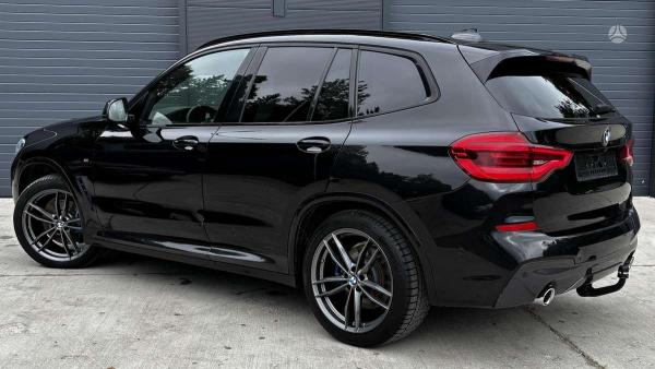 Black BMW X3 2018 in Utena, with an engine capacity of 3.00 L and mileage of 312 thousand km for 18950 €, photo 6 on AUTOMOTO.COM.LV