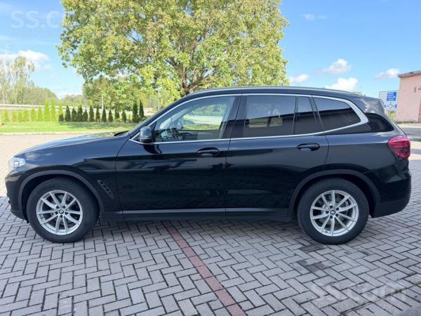 Black BMW X3 2018 in Rezekne, with an engine capacity of 2.00 L and mileage of 212 thousand km for 17500 €, photo 10 on AUTOMOTO.COM.LV