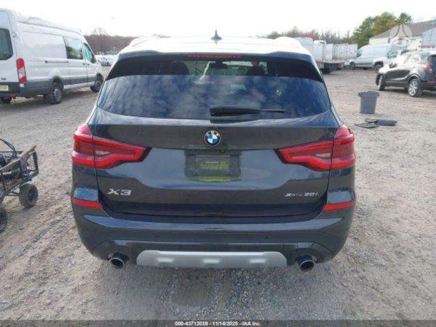 Black BMW X3 2019 in Klaipeda, with an engine capacity of 2.00 L and mileage of 62 thousand km for 11600 €, photo 16 on AUTOMOTO.COM.LV