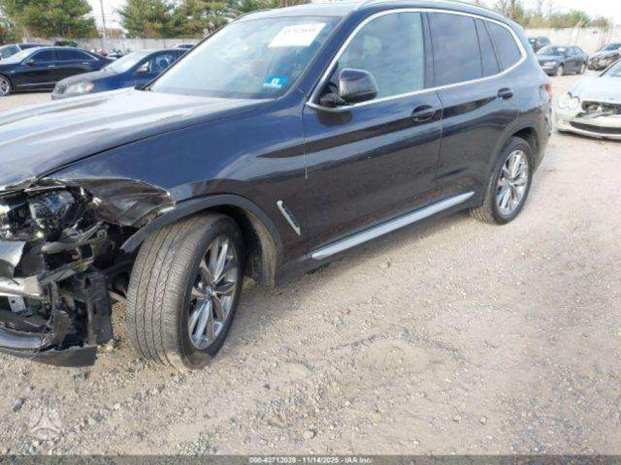 Black BMW X3 2019 in Klaipeda, with an engine capacity of 2.00 L and mileage of 62 thousand km for 11600 €, photo 17 on AUTOMOTO.COM.LV