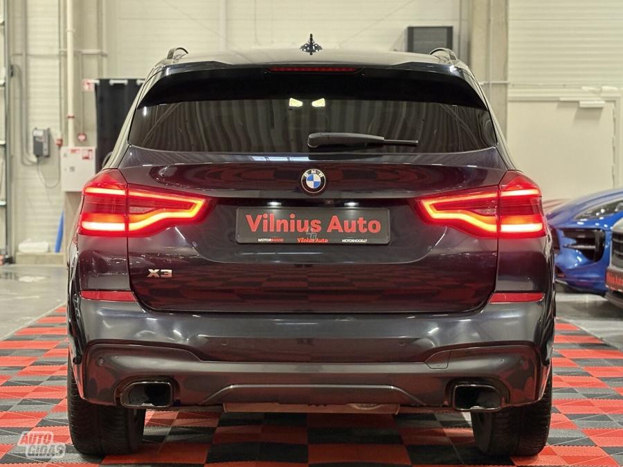 Black BMW X3 2019 in Vilnius, with an engine capacity of 3.00 L and mileage of 150 thousand km for 32990 €, photo 5 on AUTOMOTO.COM.LV