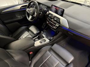 Black BMW X3 2019 in Vilnius, with an engine capacity of 3.00 L and mileage of 150 thousand km for 32990 €, photo 16 on AUTOMOTO.COM.LV