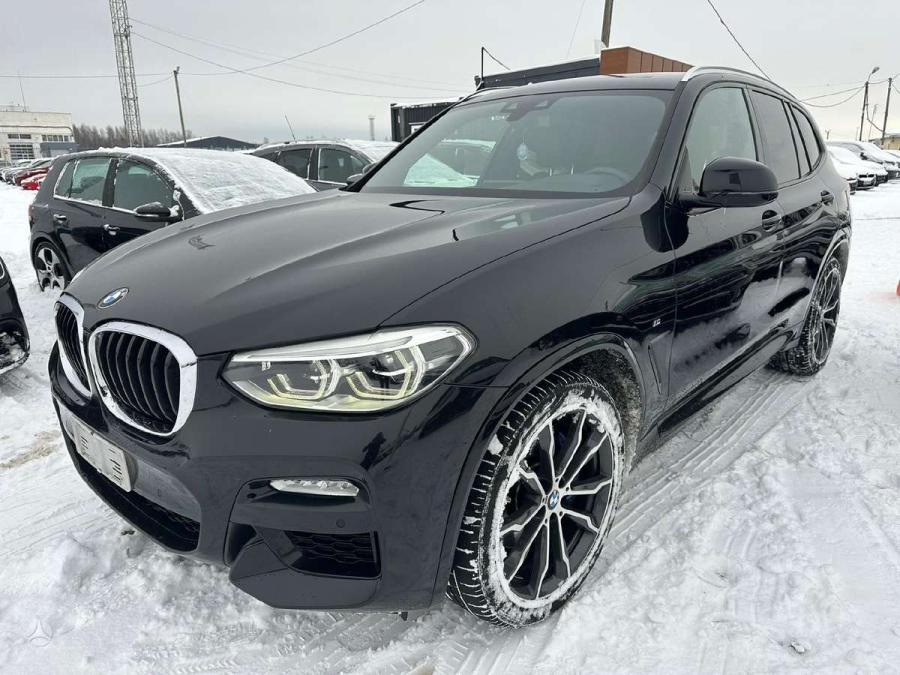 Black BMW X3 2019 in Panevezys, with an engine capacity of 2.00 L and mileage of 137 thousand km for 25047 €, photo 1 on AUTOMOTO.COM.LV