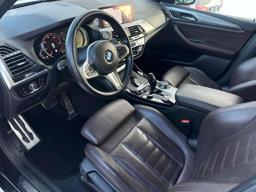 Black BMW X3 2019 in Panevezys, with an engine capacity of 2.00 L and mileage of 137 thousand km for 25047 €, photo 13 on AUTOMOTO.COM.LV