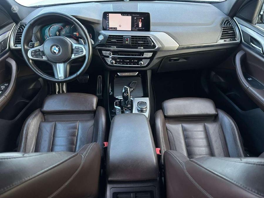Black BMW X3 2019 in Panevezys, with an engine capacity of 2.00 L and mileage of 137 thousand km for 25047 €, photo 17 on AUTOMOTO.COM.LV