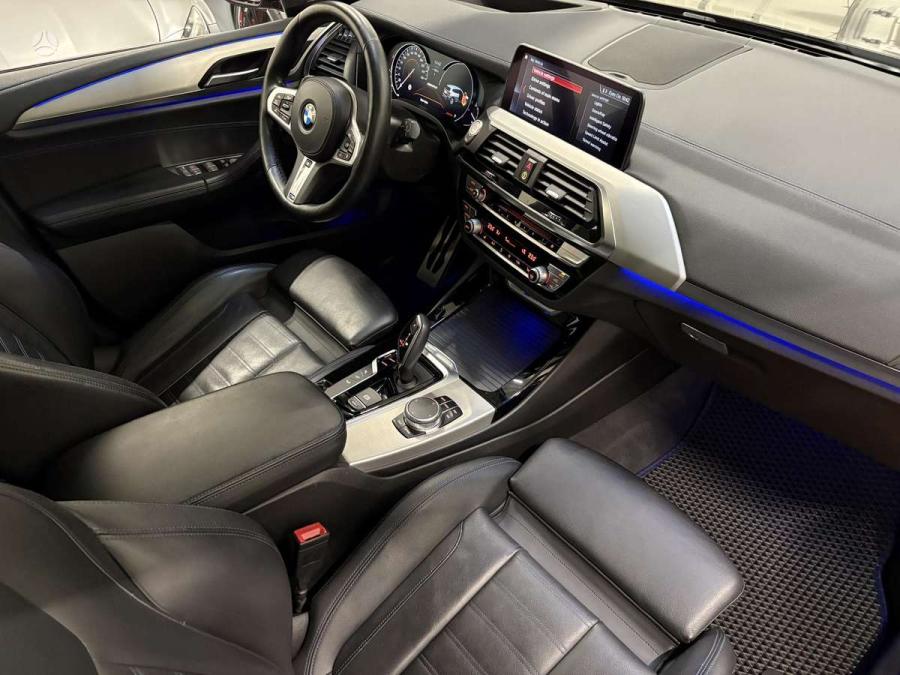 Black BMW X3 2019 in Vilnius, with an engine capacity of 2.99 L and mileage of 150 thousand km for 29000 €, photo 16 on AUTOMOTO.COM.LV