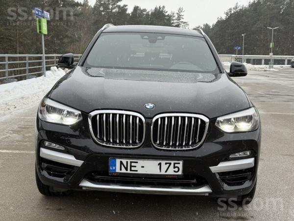 Black BMW X3 2019 in Riga, with an engine capacity of 2.00 L and mileage of 116 thousand km for 21500 €, photo 3 on AUTOMOTO.COM.LV