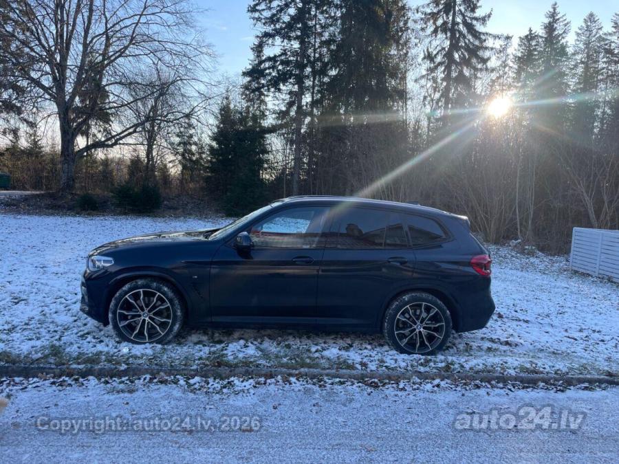 Melns BMW X3 2019 Tallina, ar dzinēja tilpumu 2.00 L un nobraukumu 102 tūkst. km par 29900 €, foto 1 vietnē AUTOMOTO.COM.LV