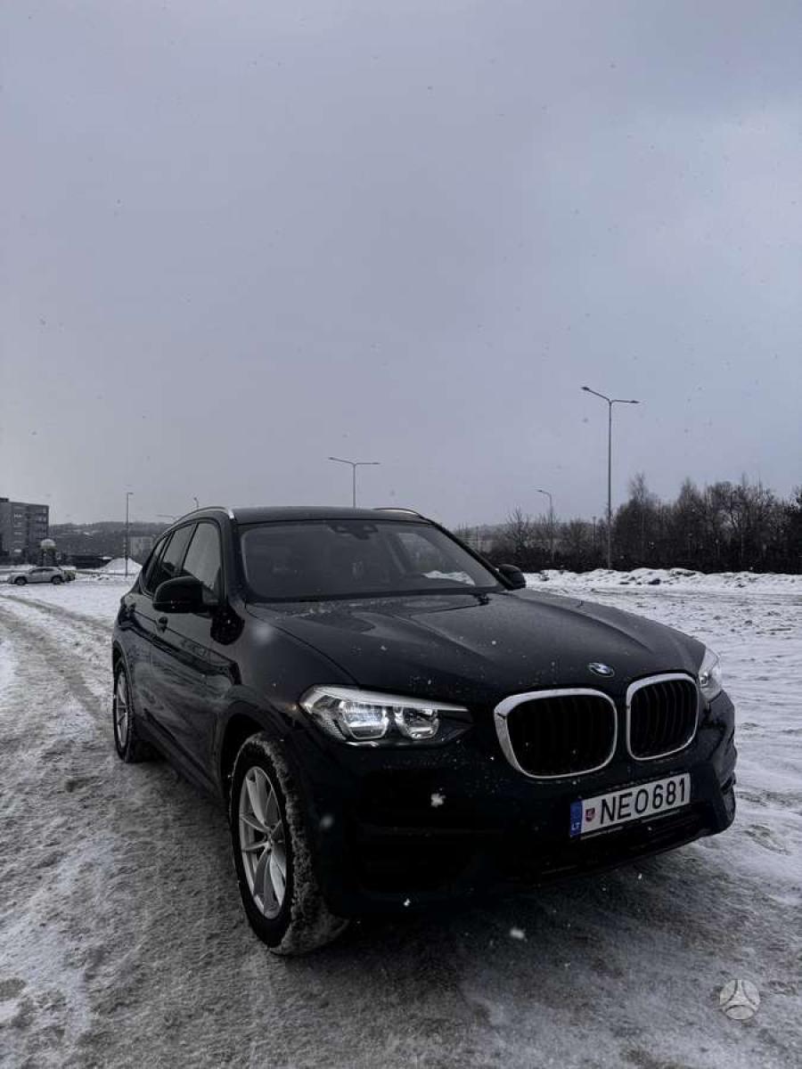 Black BMW X3 2019 in Vilnius, with an engine capacity of 2.00 L and mileage of 132 thousand km for 22500 €, photo 1 on AUTOMOTO.COM.LV