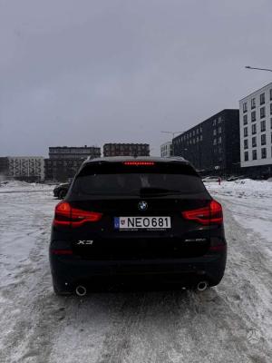 Black BMW X3 2019 in Vilnius, with an engine capacity of 2.00 L and mileage of 132 thousand km for 22500 €, photo 6 on AUTOMOTO.COM.LV