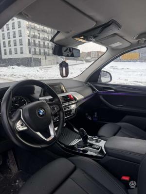 Black BMW X3 2019 in Vilnius, with an engine capacity of 2.00 L and mileage of 132 thousand km for 22500 €, photo 11 on AUTOMOTO.COM.LV