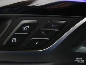 Black BMW X3 2019 in Vilnius, with an engine capacity of 2.00 L and mileage of 146 thousand km for 27399 €, photo 36 on AUTOMOTO.COM.LV