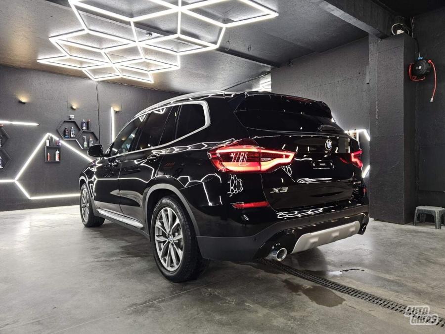 Melns BMW X3 2019 Mažeikiai, ar dzinēja tilpumu 2.00 L un nobraukumu 98 tūkst. km par 29700 €, foto 12 vietnē AUTOMOTO.COM.LV