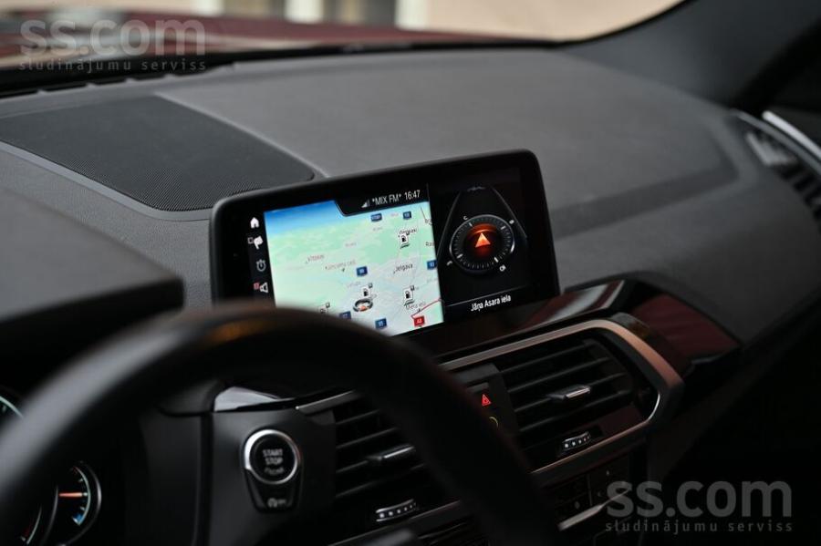 Black BMW X3 2019 in Jelgava, with an engine capacity of 2.00 L and mileage of 0 thousand km for 22500 €, photo 12 on AUTOMOTO.COM.LV