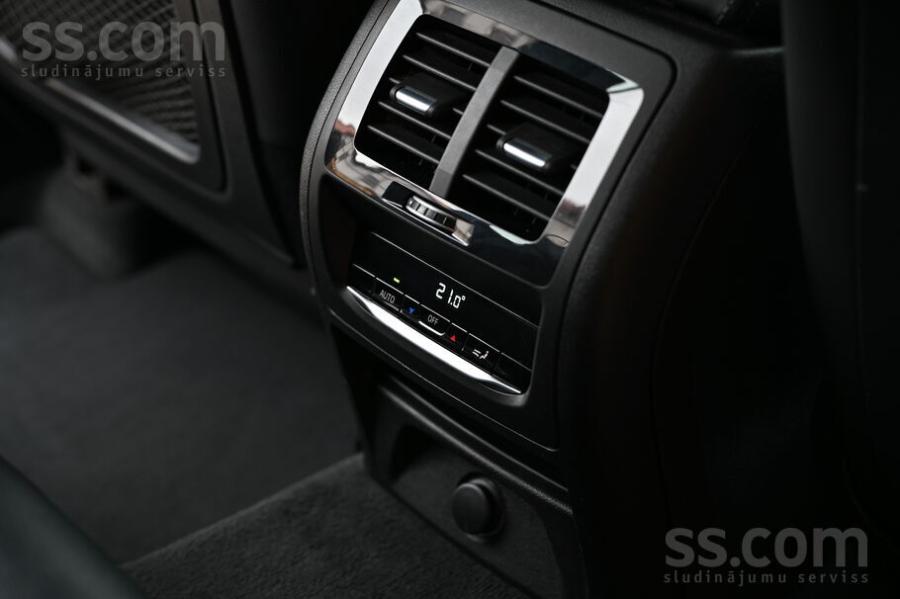 Black BMW X3 2019 in Jelgava, with an engine capacity of 2.00 L and mileage of 0 thousand km for 22500 €, photo 20 on AUTOMOTO.COM.LV