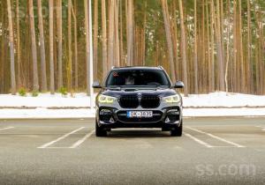 Black BMW X3 2019 in Riga, with an engine capacity of 3.00 L and mileage of 180 thousand km for 26590 €, photo 4 on AUTOMOTO.COM.LV