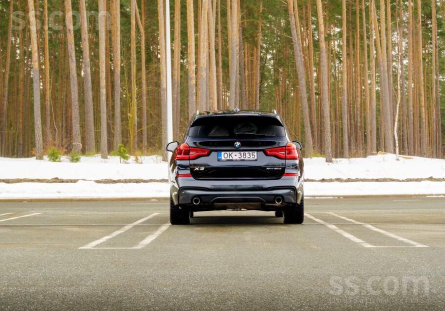 Black BMW X3 2019 in Riga, with an engine capacity of 3.00 L and mileage of 180 thousand km for 26590 €, photo 7 on AUTOMOTO.COM.LV