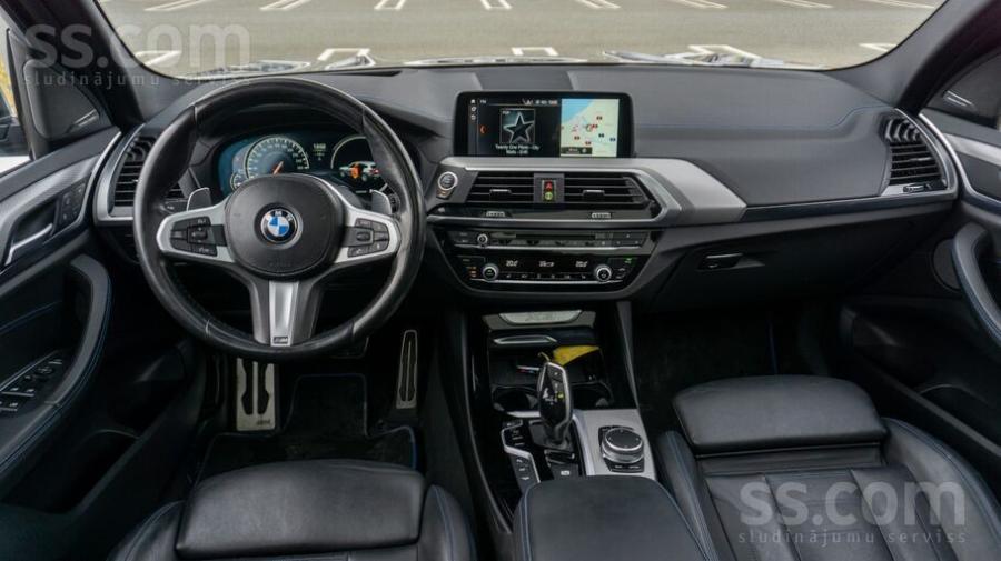Black BMW X3 2019 in Riga, with an engine capacity of 3.00 L and mileage of 180 thousand km for 26590 €, photo 12 on AUTOMOTO.COM.LV