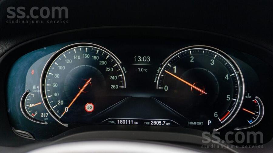 Black BMW X3 2019 in Riga, with an engine capacity of 3.00 L and mileage of 180 thousand km for 26590 €, photo 25 on AUTOMOTO.COM.LV