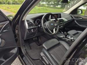 Melns BMW X3 2019 Rīga, ar dzinēja tilpumu 2.00 L un nobraukumu 170 tūkst. km par 21200 €, foto 17 vietnē AUTOMOTO.COM.LV
