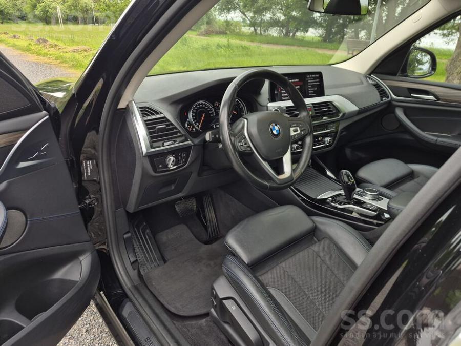 Melns BMW X3 2019 Rīga, ar dzinēja tilpumu 2.00 L un nobraukumu 170 tūkst. km par 21200 €, foto 17 vietnē AUTOMOTO.COM.LV