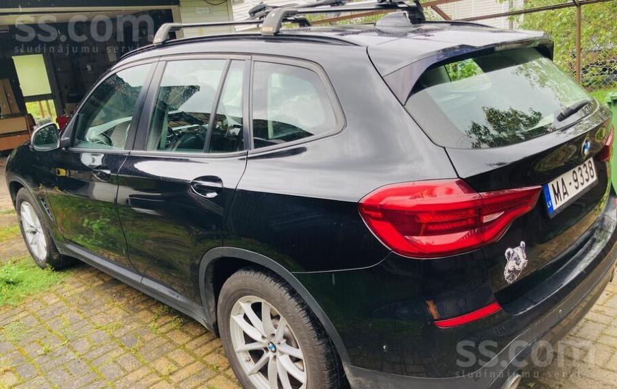 Black BMW X3 2019 in Riga, with an engine capacity of 2.00 L and mileage of 279 thousand km for 22000 €, photo 6 on AUTOMOTO.COM.LV