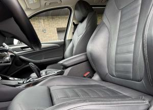 Black BMW X3 2019 in Kaunas, with an engine capacity of 2.00 L and mileage of 289 thousand km for 19990 €, photo 34 on AUTOMOTO.COM.LV