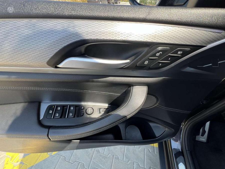 Melns BMW X3 2019 Viļņa, ar dzinēja tilpumu 2.00 L un nobraukumu 200 tūkst. km par 24900 €, foto 24 vietnē AUTOMOTO.COM.LV