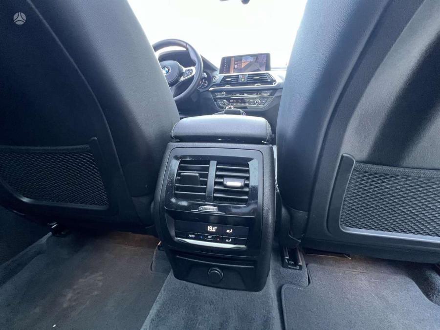 Melns BMW X3 2019 Viļņa, ar dzinēja tilpumu 2.00 L un nobraukumu 200 tūkst. km par 24900 €, foto 30 vietnē AUTOMOTO.COM.LV