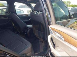 Black BMW X3 2019 in Klaipeda, with an engine capacity of 2.00 L and mileage of 129 thousand km for 11100 €, photo 9 on AUTOMOTO.COM.LV