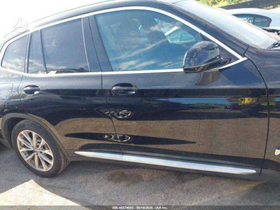 Black BMW X3 2019 in Klaipeda, with an engine capacity of 2.00 L and mileage of 129 thousand km for 11100 €, photo 14 on AUTOMOTO.COM.LV