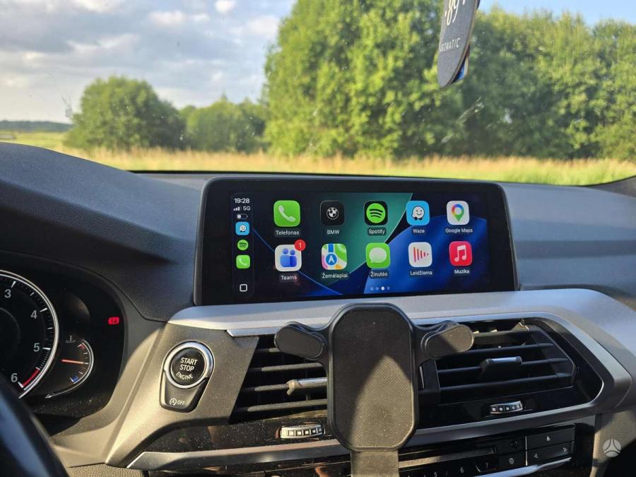 Black BMW X3 2019 in Vilnius, with an engine capacity of 2.00 L and mileage of 271 thousand km for 23500 €, photo 9 on AUTOMOTO.COM.LV